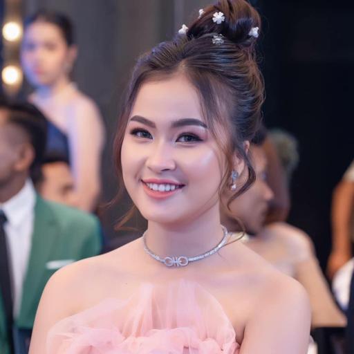 AI Generated Waifus by Viriya